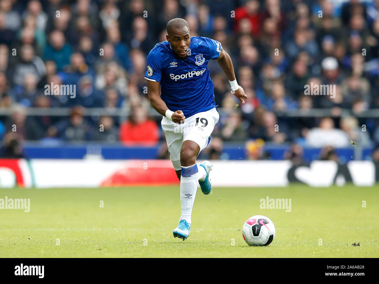 Djibril sidibe of everton hi-res stock photography and images - Alamy