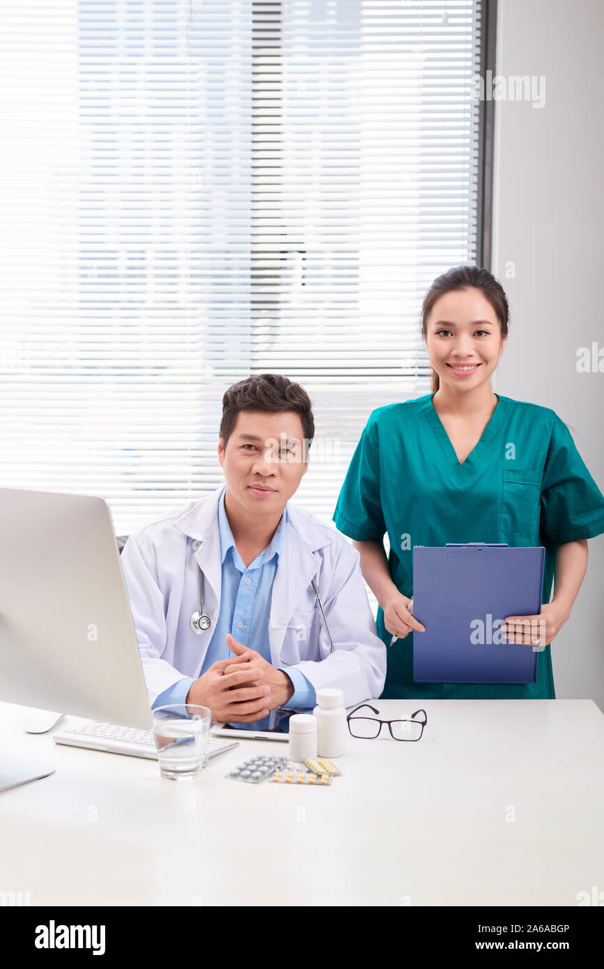 Two doctors in office hi-res stock photography and images - Alamy