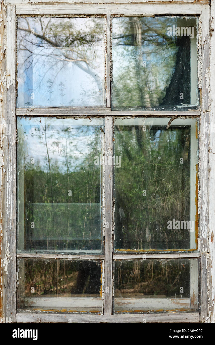 Old white wooden window frame in the daytime Stock Photo - Alamy
