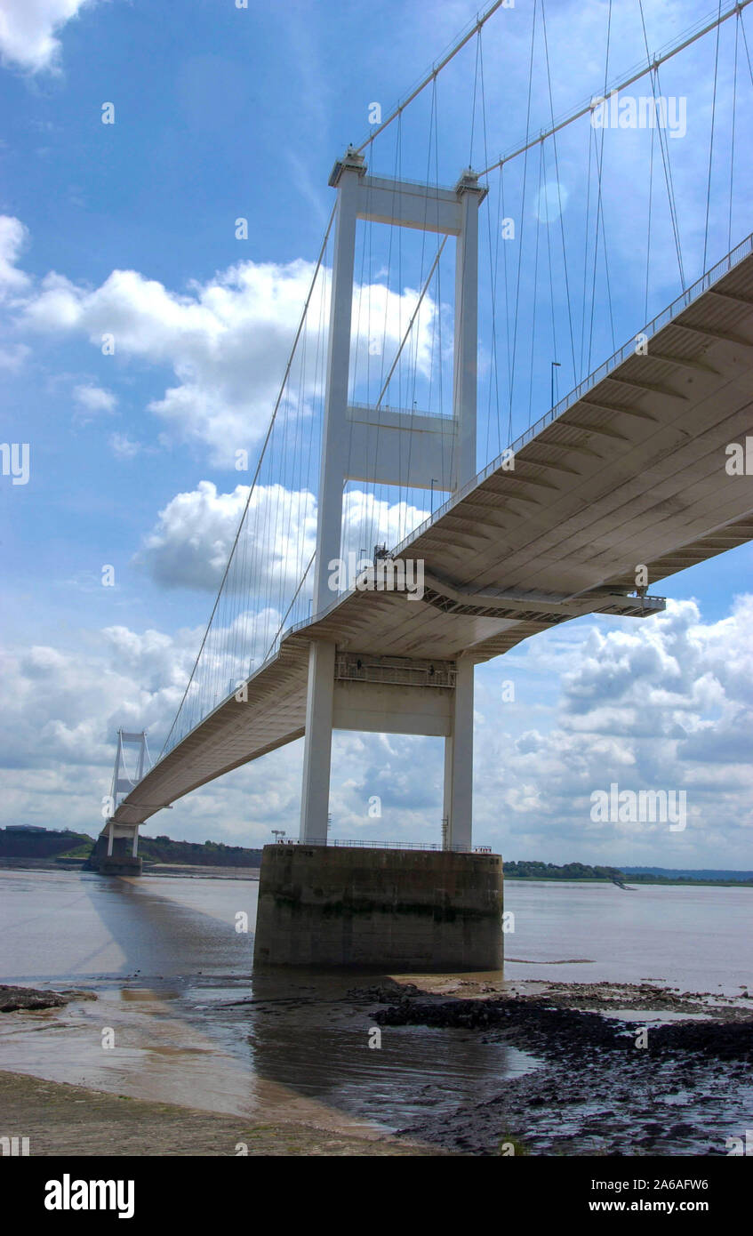 The Severn Bridge, the first suspension bridge over the Severn Estuary ...