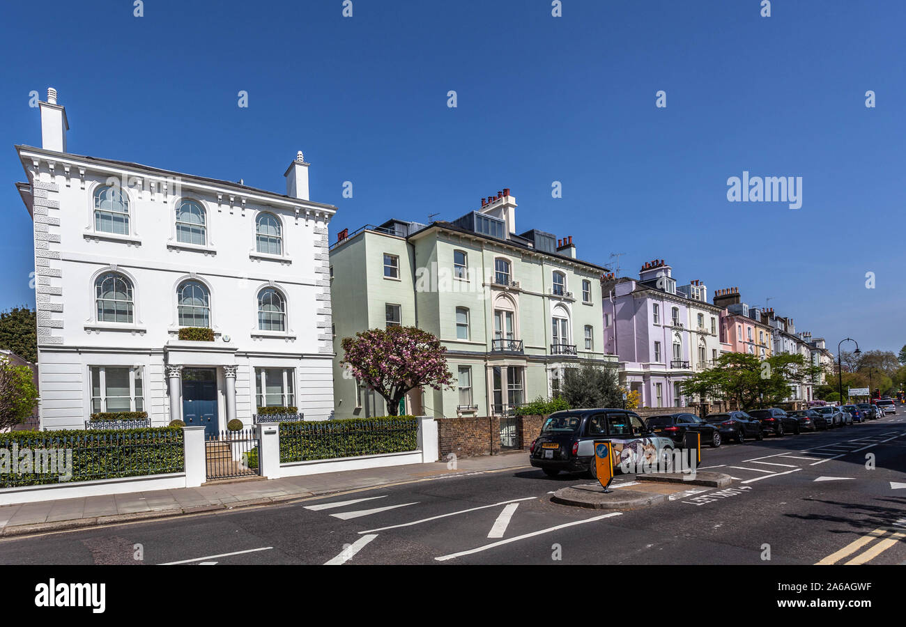 London detached row street house hi-res stock photography and images ...