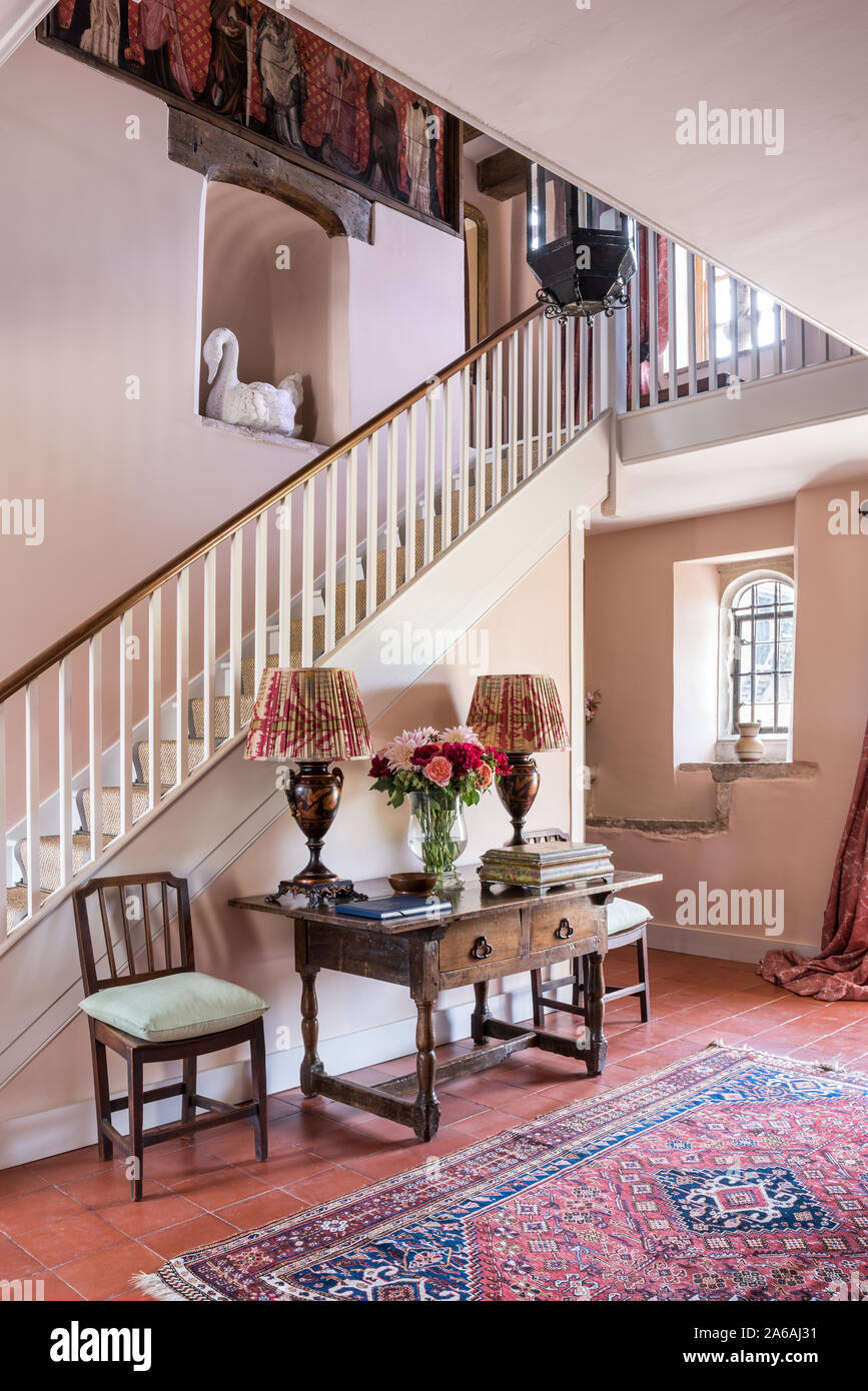 Hallway stairs hi-res stock photography and images - Alamy