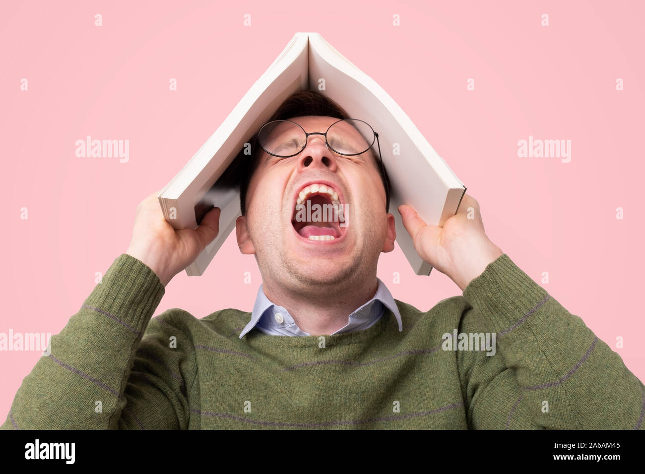 Head face concept clever hi-res stock photography and images - Alamy