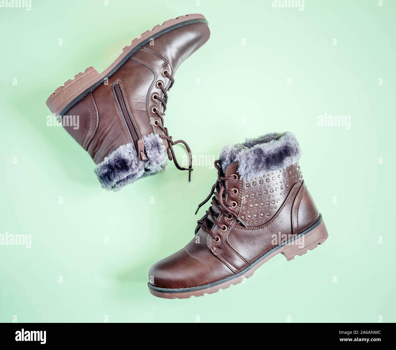 Horizontal top closure hi-res stock photography and images - Alamy