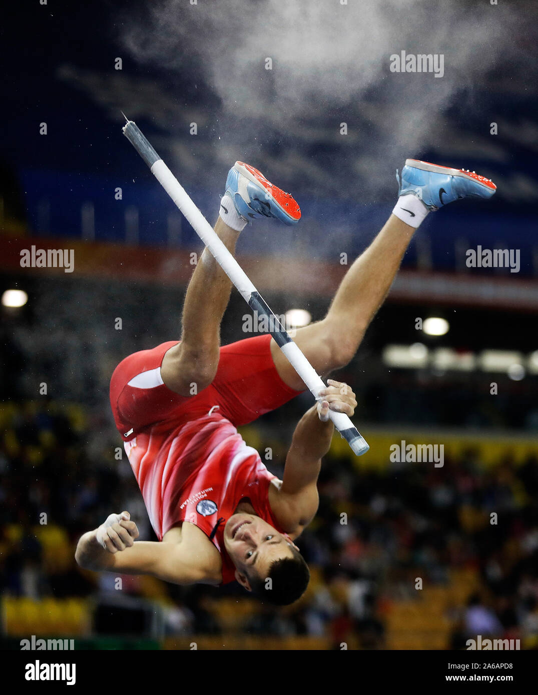 Broken pole vault hi-res stock photography and images - Alamy