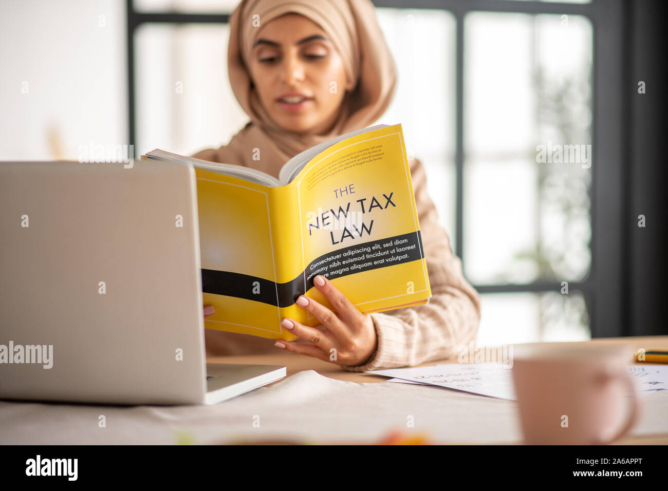 Learning law hi-res stock photography and images - Alamy