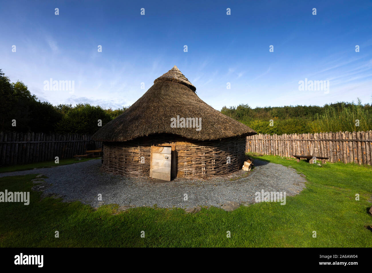 Navan fort hi-res stock photography and images - Alamy