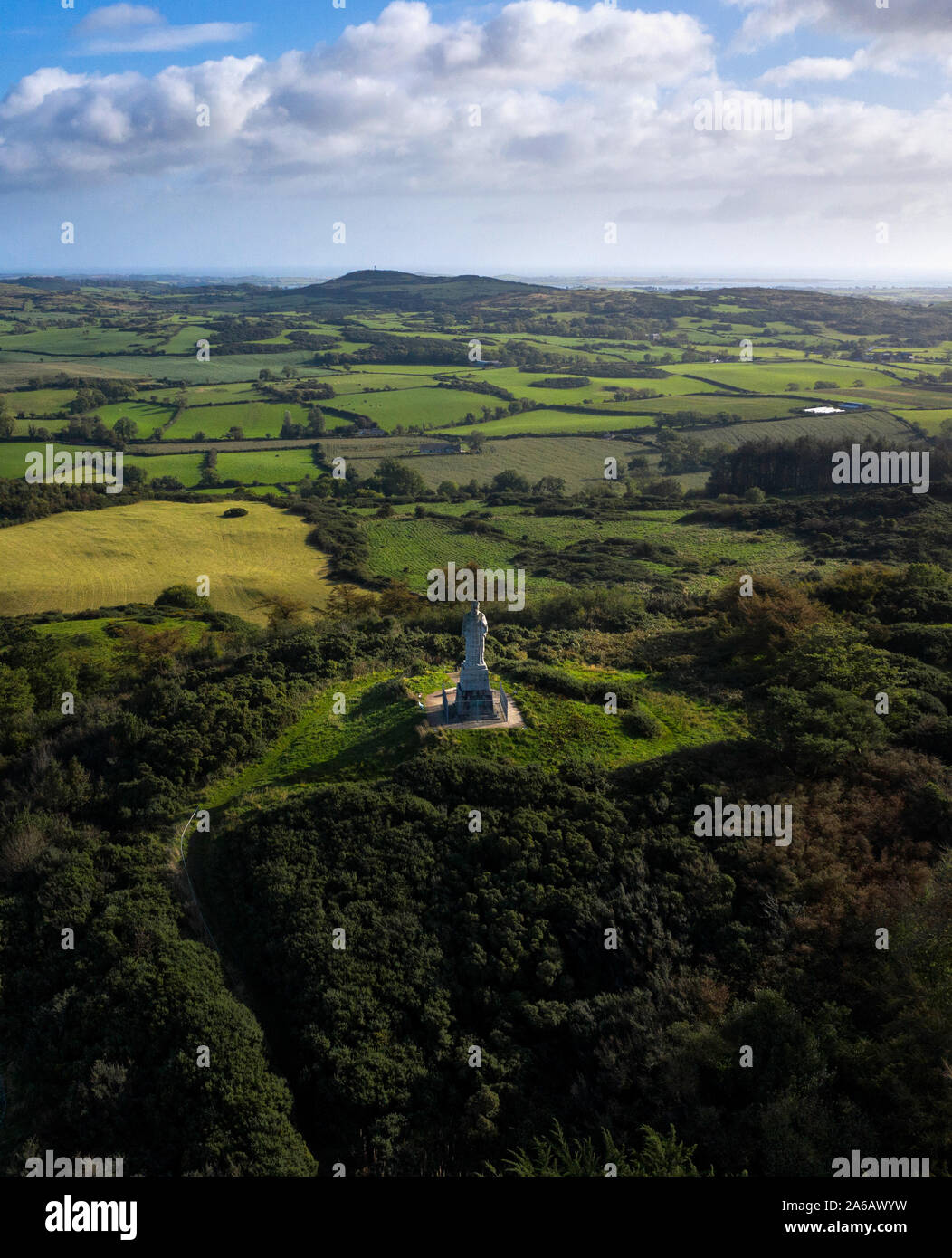 Statue of st patrick hi-res stock photography and images - Alamy