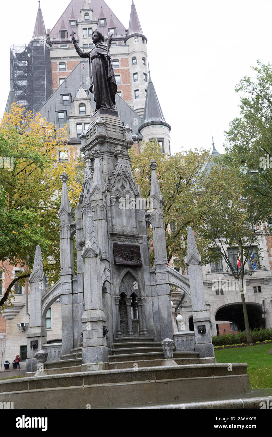 Monument faith quebec city canada hi-res stock photography and images ...