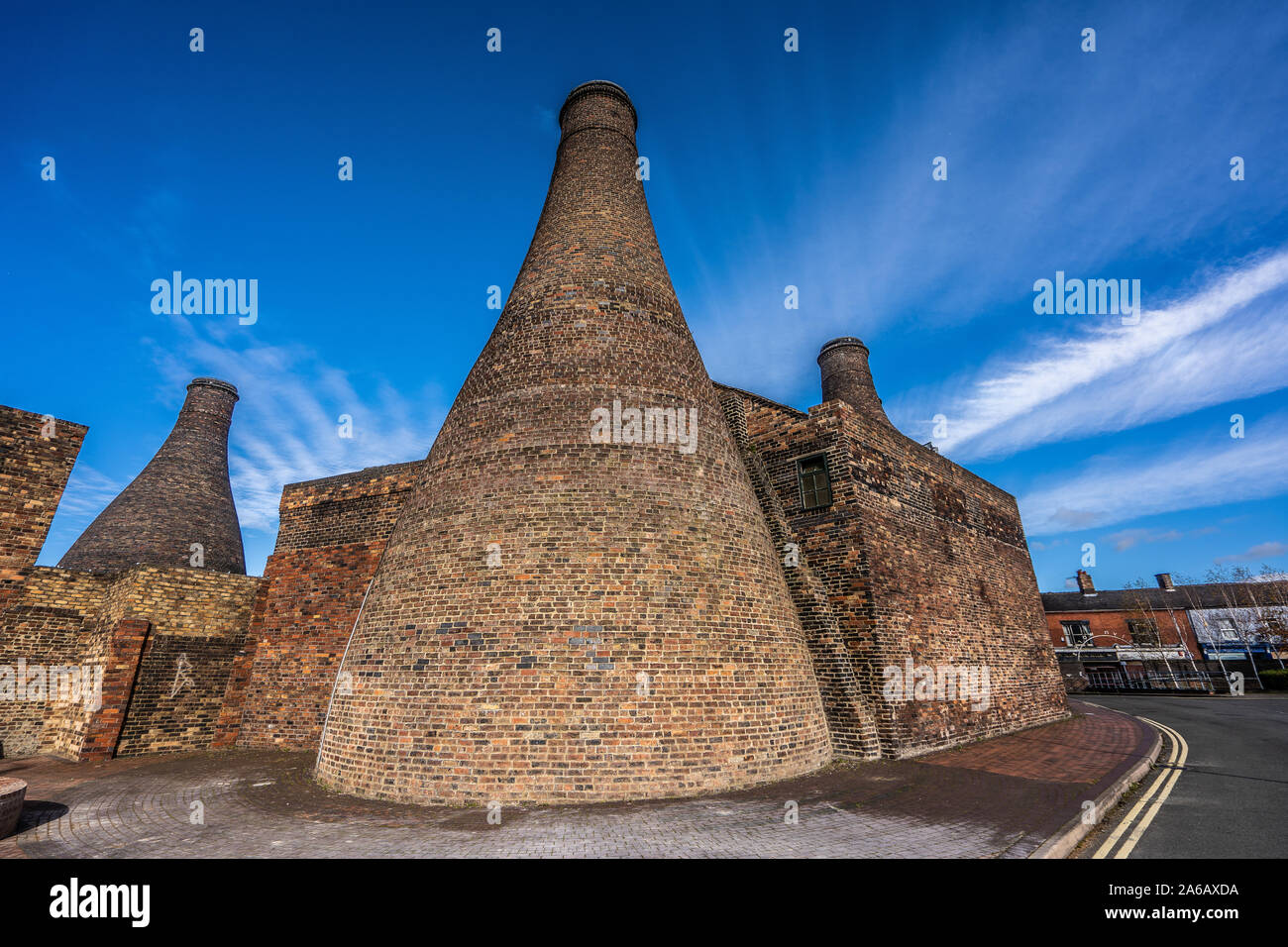 Stoke On Trent Pottery High Resolution Stock Photography and Images - Alamy