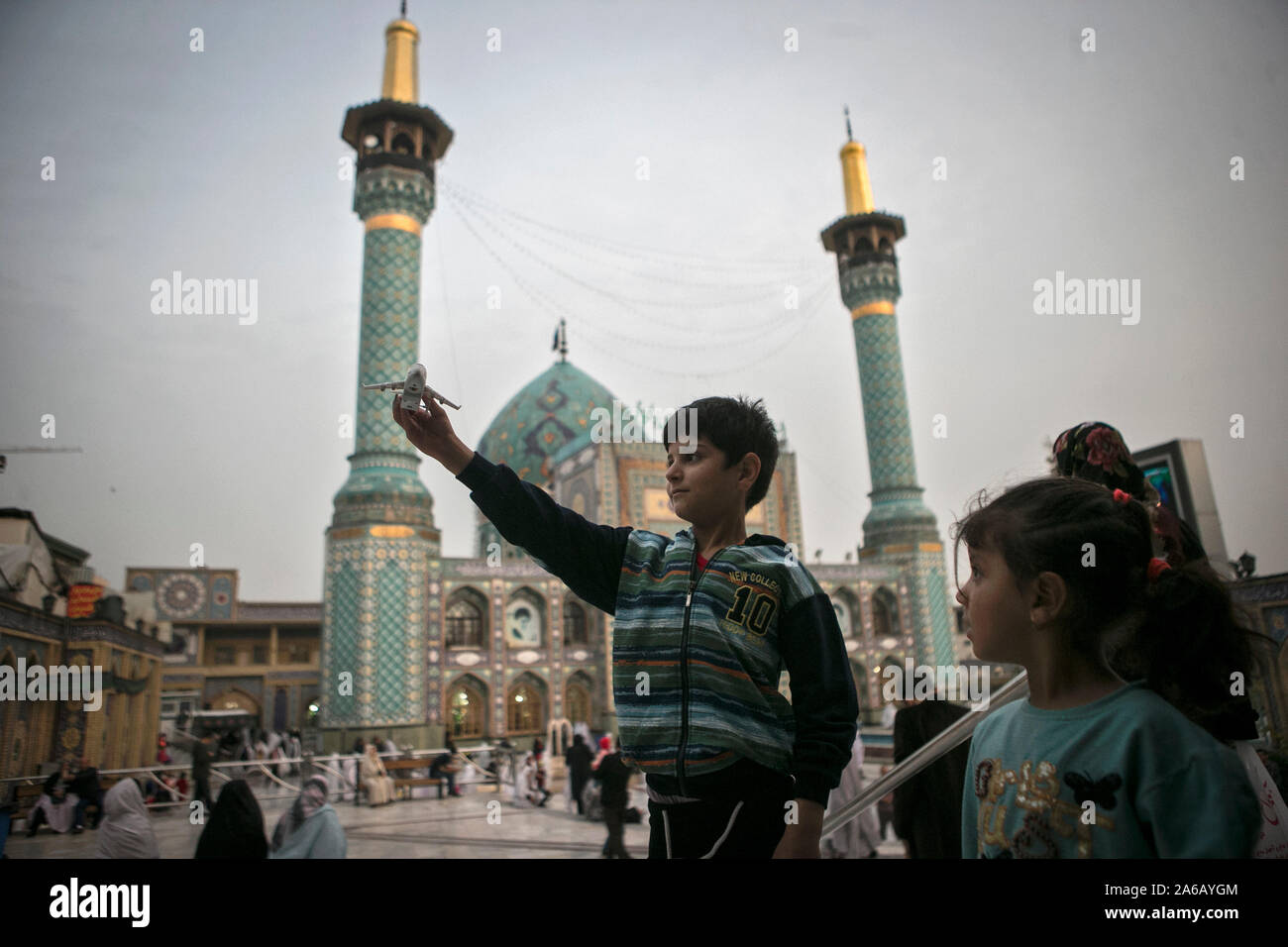 Tehran children hi-res stock photography and images - Alamy