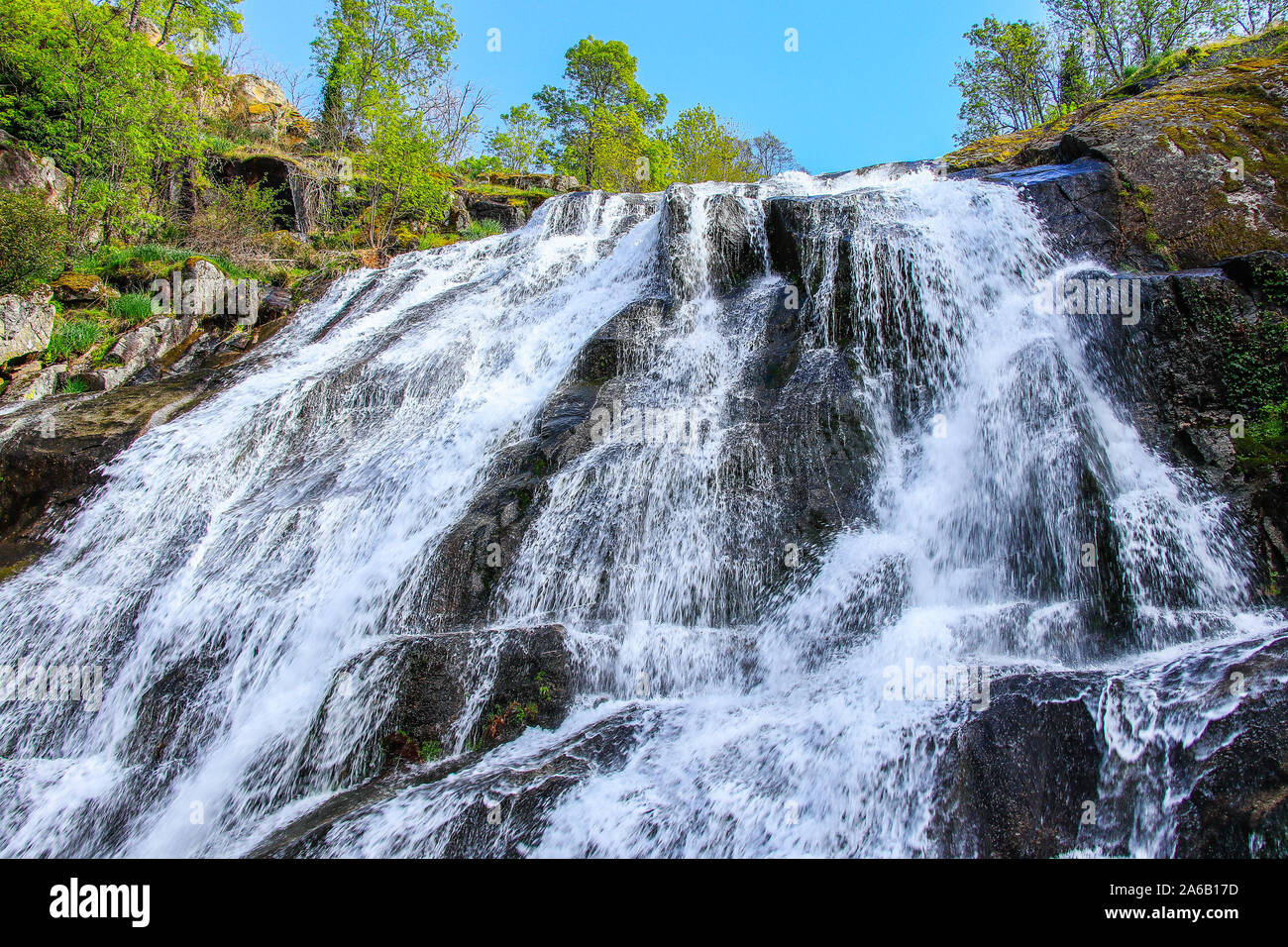 Spring valley waterfall hi-res stock photography and images - Alamy