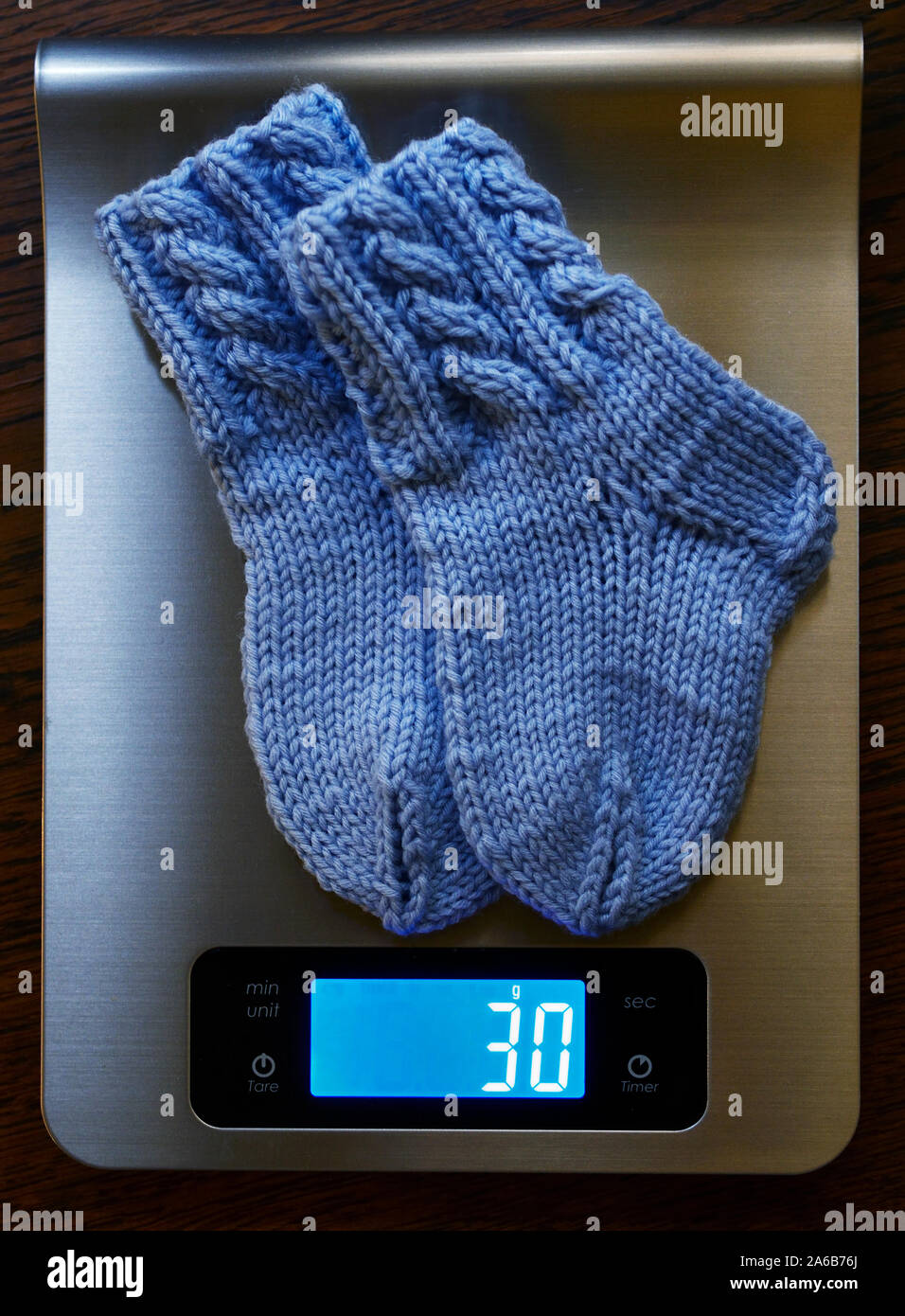 Weigh baby scales hi-res stock photography and images - Alamy