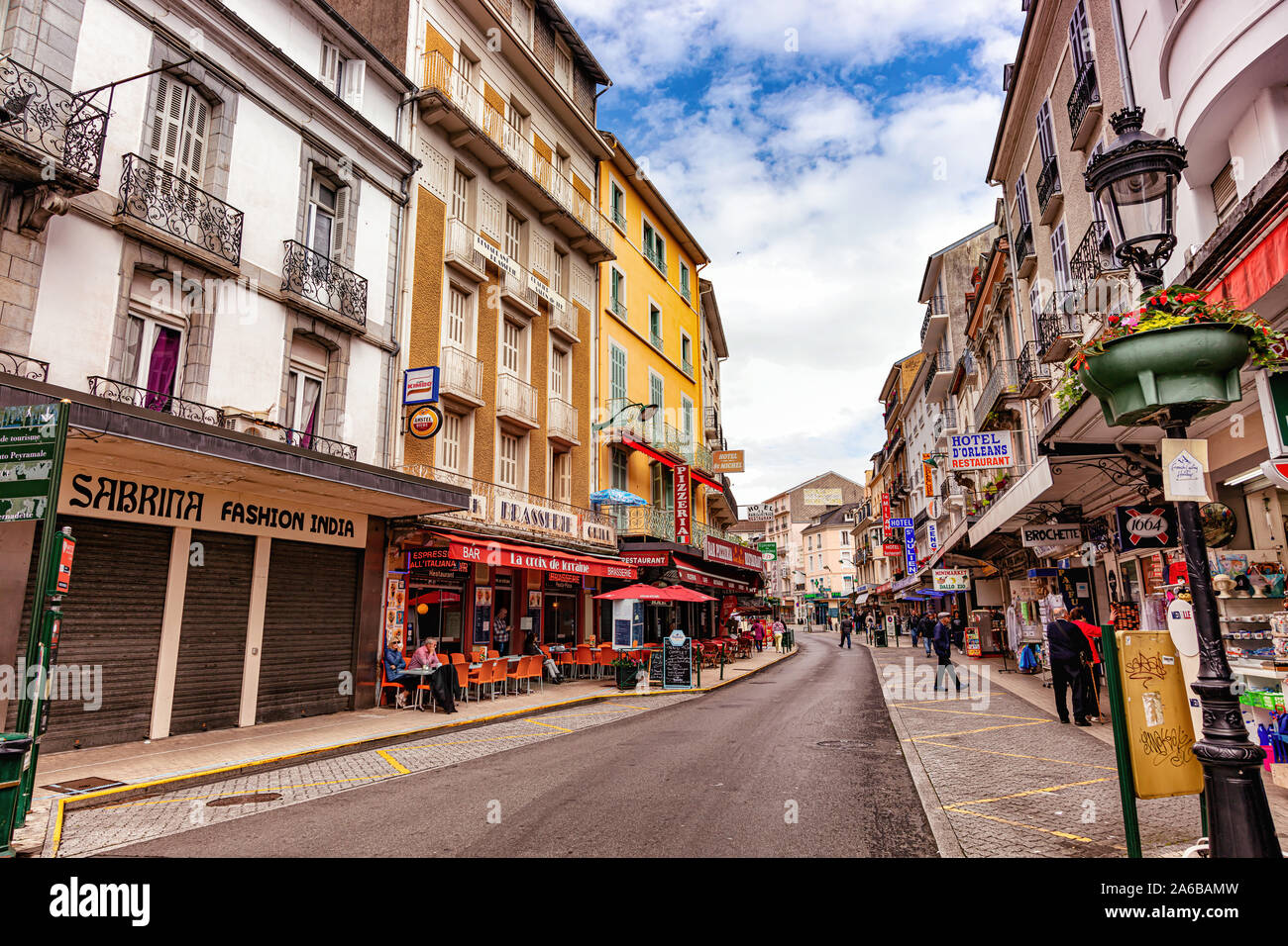 France lourdes old town hi-res stock photography and images - Alamy
