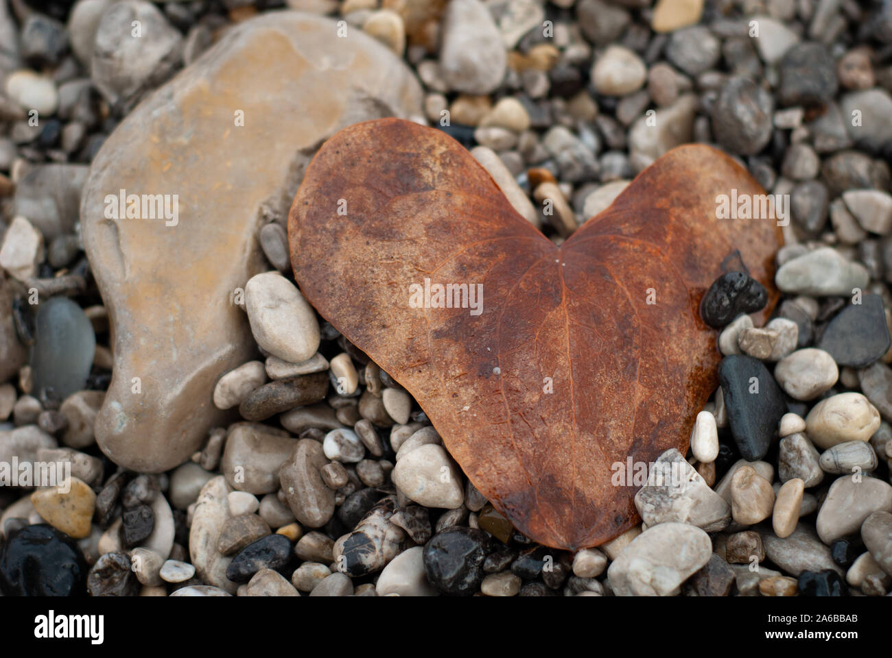 Stones heart stones hi-res stock photography and images - Alamy