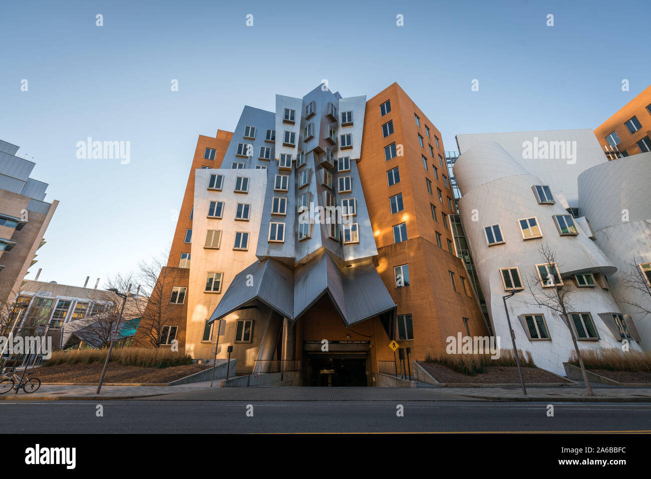 MIT Computational and Systems Biology building, Modern designed ...