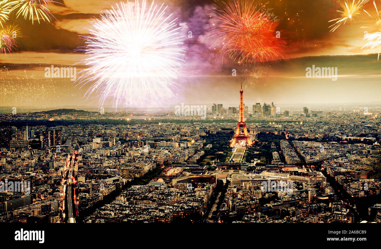 celebrating the New Year in Paris Eiffel tower with fireworks Stock ...
