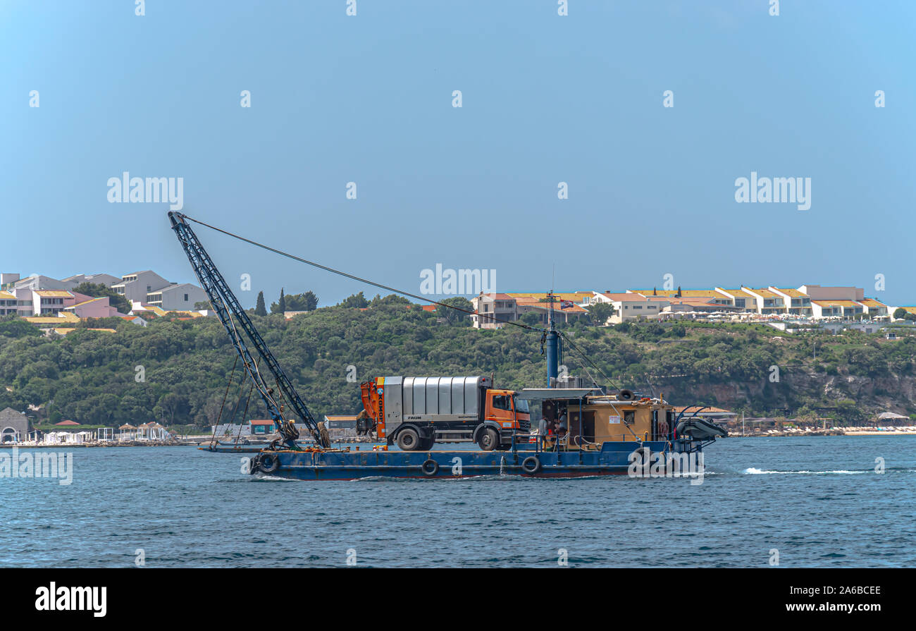 Cruise ship waste hi-res stock photography and images - Alamy