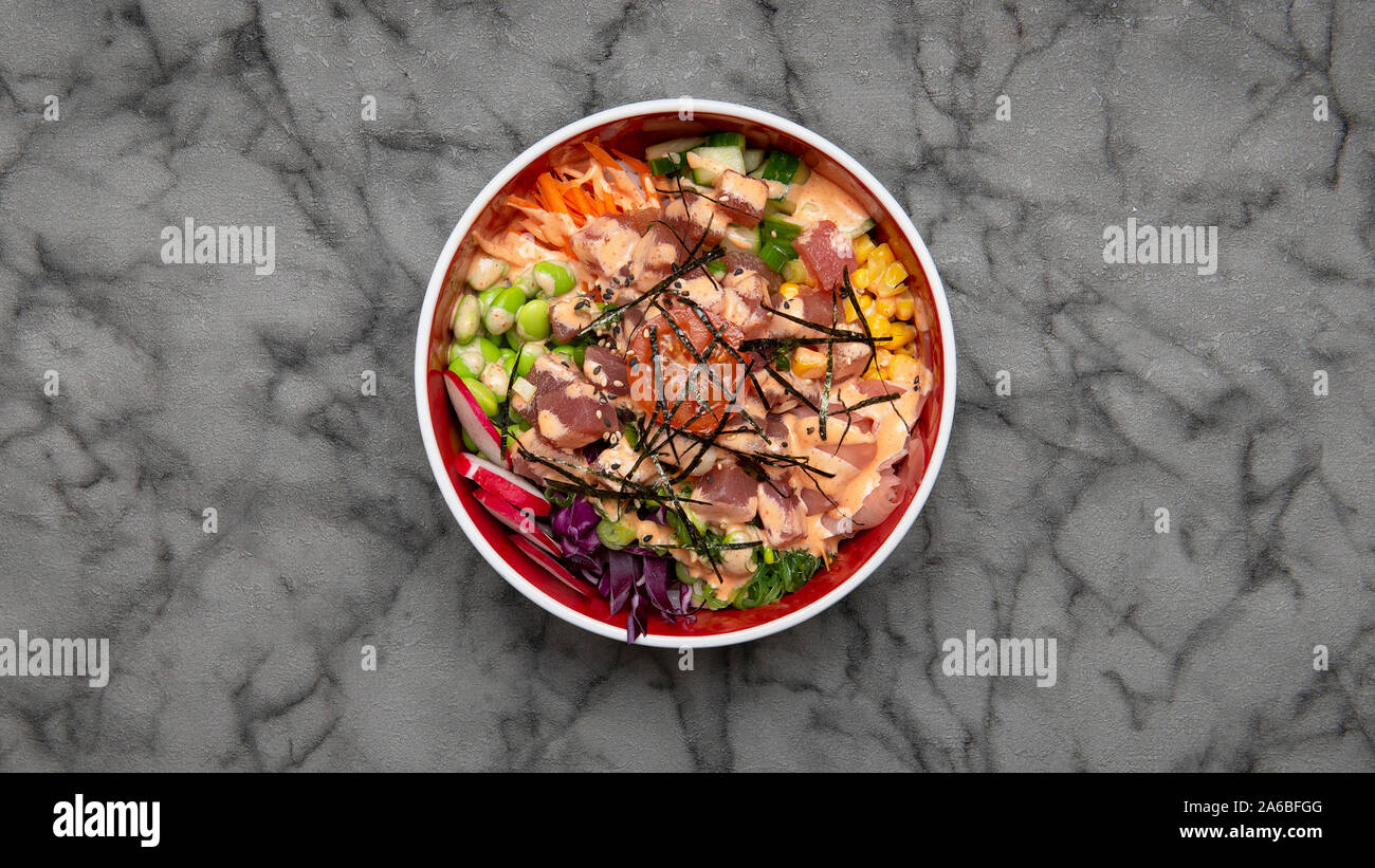 Japanese food. Tuna poke bowl Stock Photo - Alamy