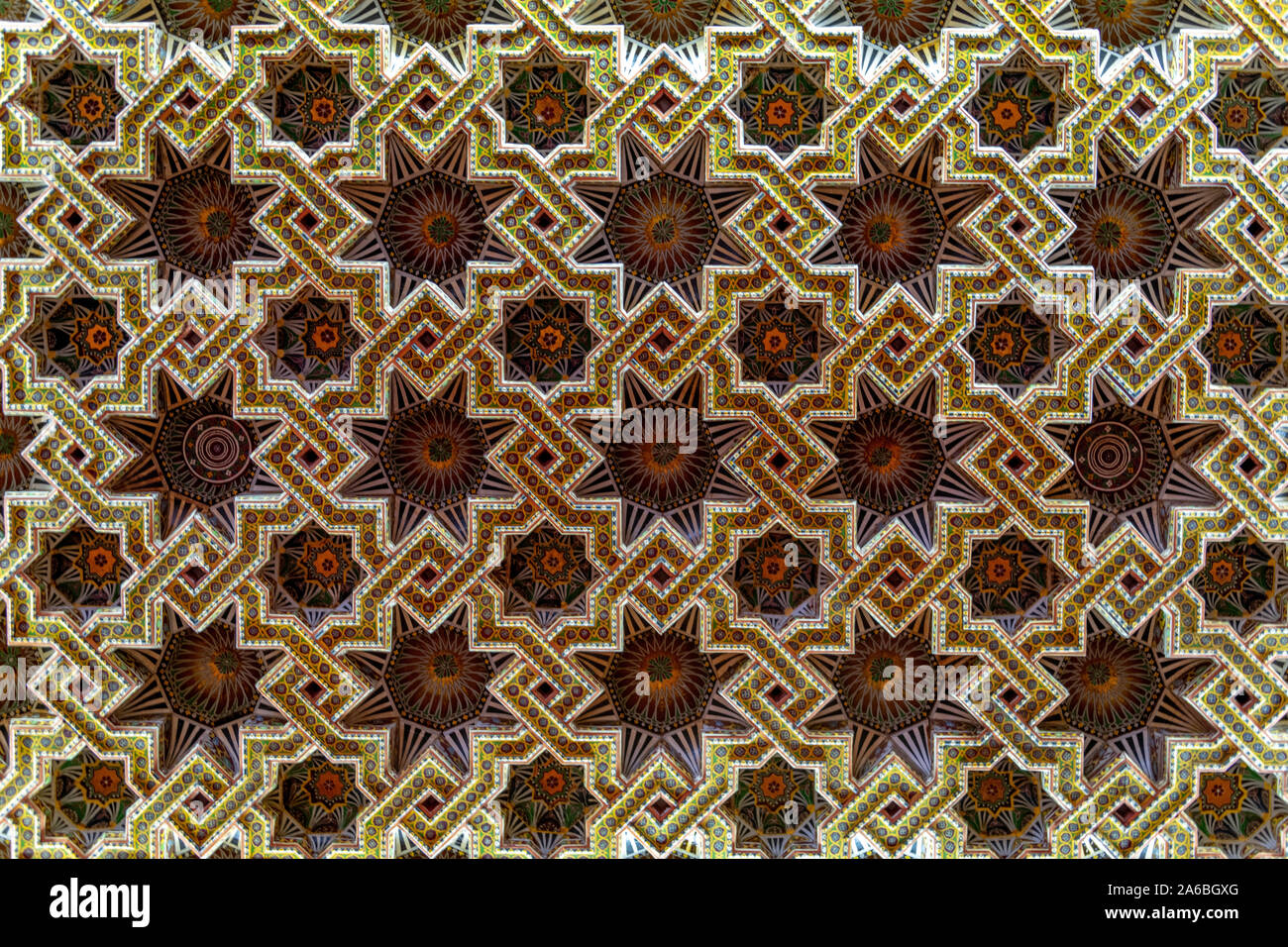 Geometric ceiling patterns from a mosque Stock Photo - Alamy