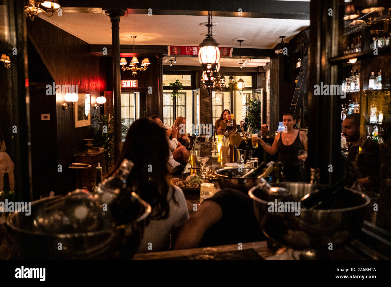 Quebec city restaurant patio hi-res stock photography and images - Alamy