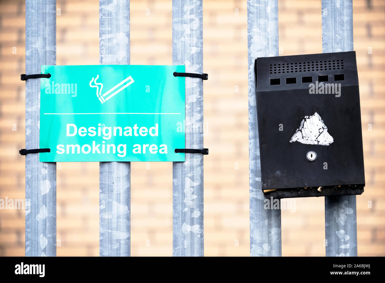 Smoking designated area and wall ash tray metal box for cigarette and vaping vapour area Stock ...
