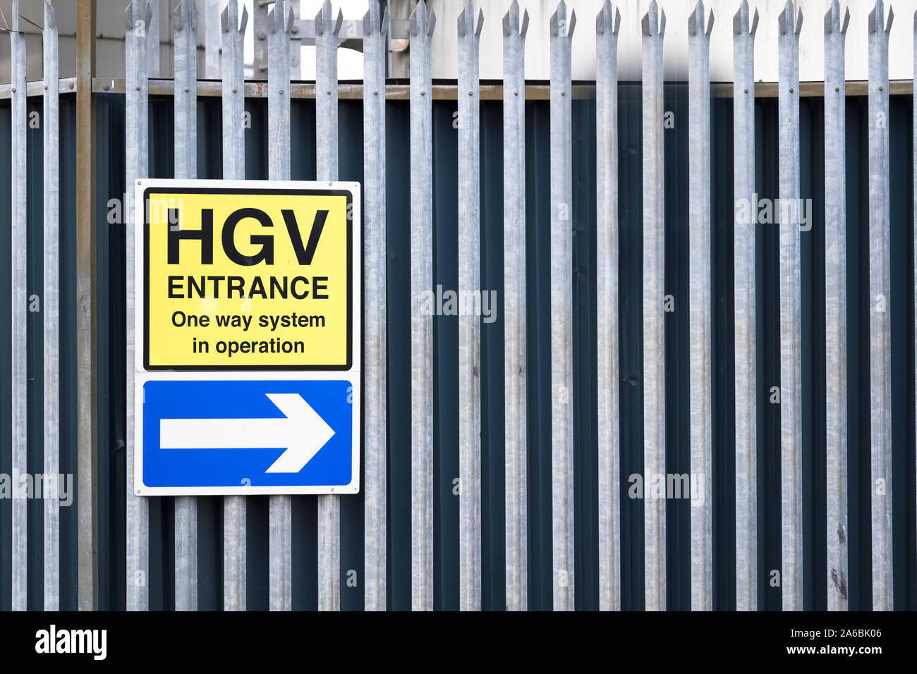 No Hgv Sign Stock Photos & No Hgv Sign Stock Images - Alamy