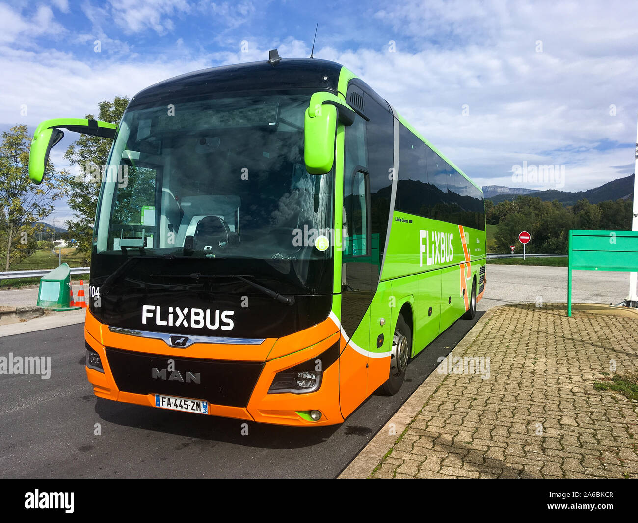 Flixbus france hi-res stock photography and images - Alamy