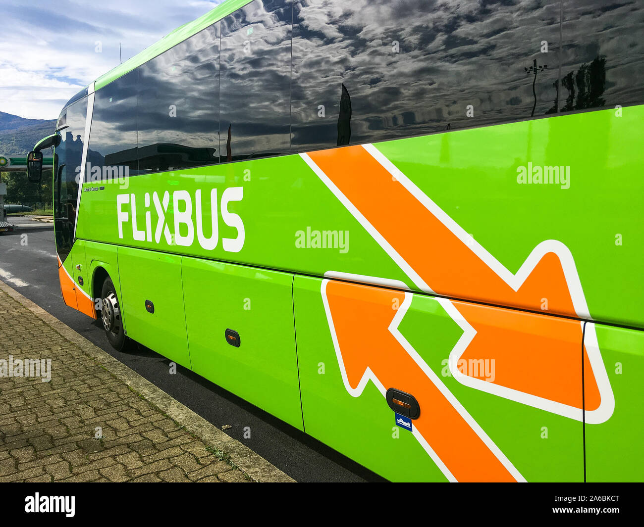 Flixbus france hi-res stock photography and images - Alamy