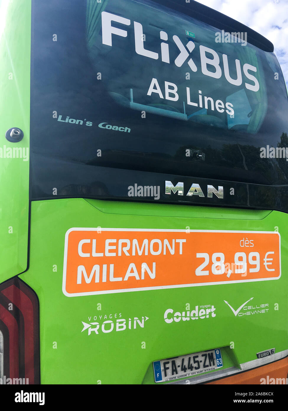 Flixbus france hi-res stock photography and images - Alamy