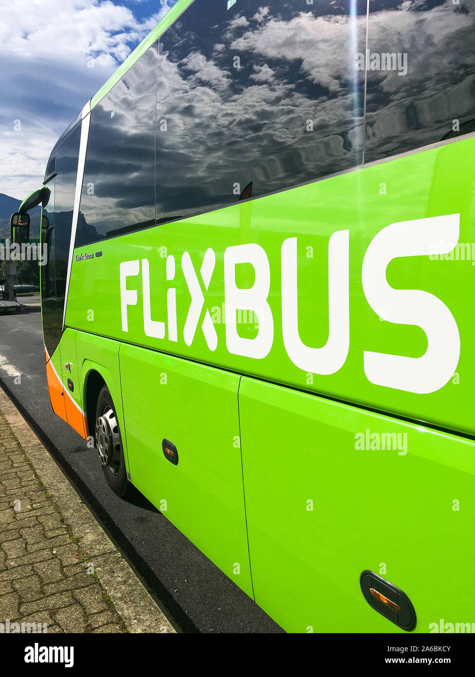 Flixbus france hi-res stock photography and images - Alamy