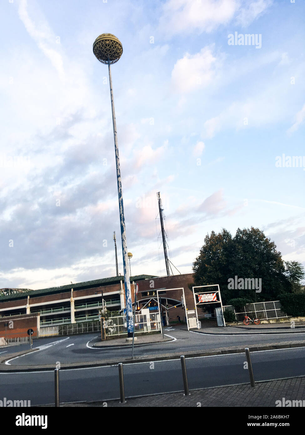 Bus terminal, Milan, Italy Stock Photo - Alamy