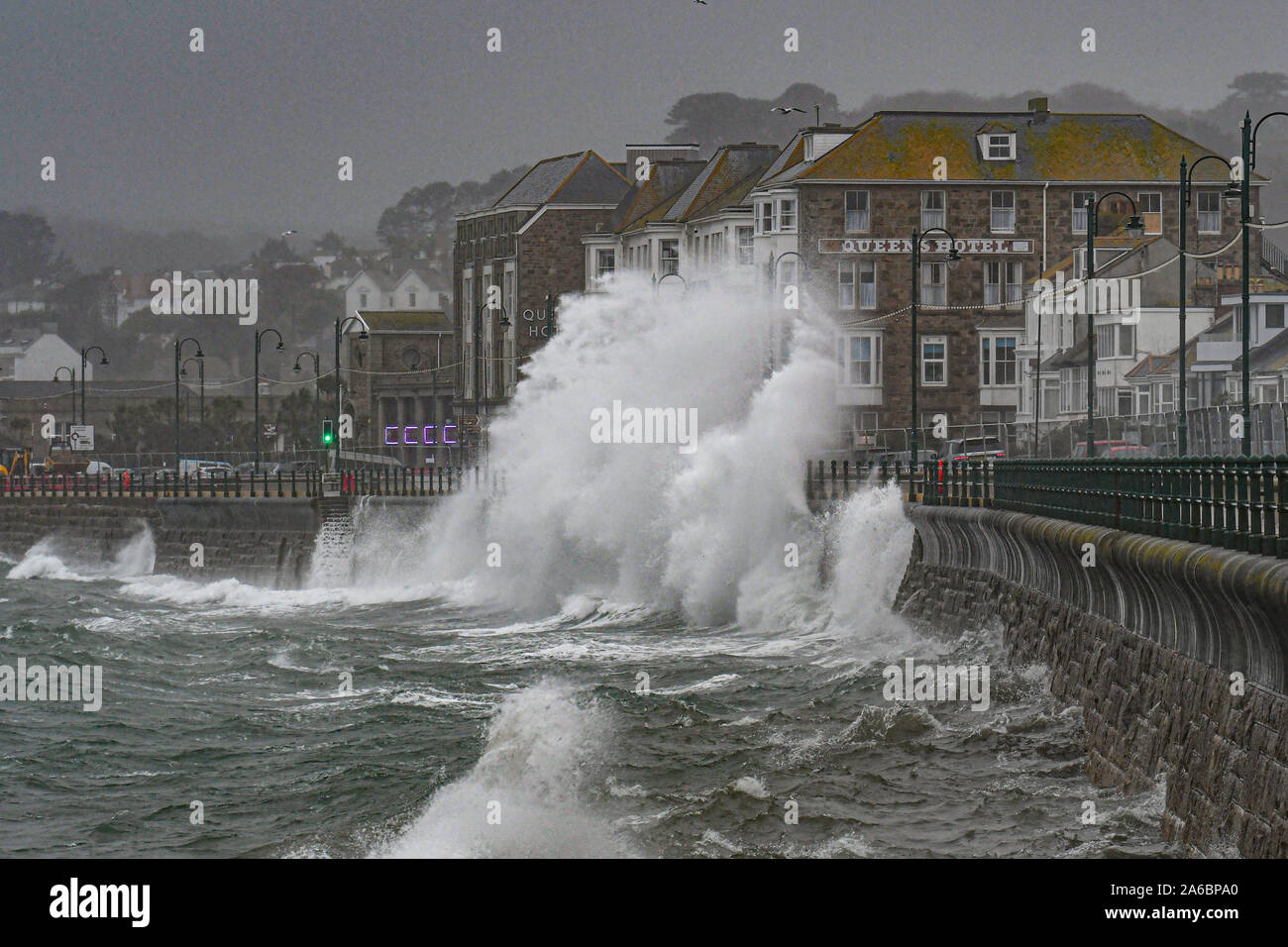 50 mph winds hi-res stock photography and images - Alamy
