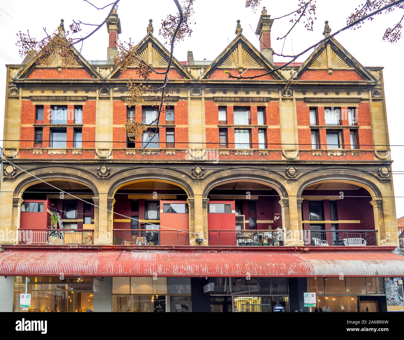 Arched facade hi-res stock photography and images - Alamy