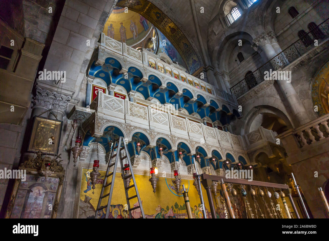 The tomb of Jesus and the Dome of the Rotunda in the Church of the Holy ...