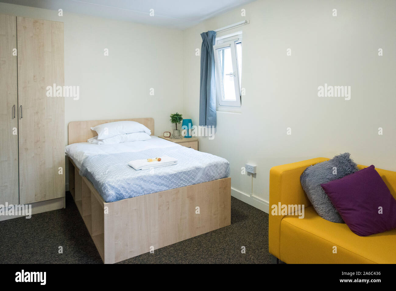 Modern student accommodation room hi-res stock photography and images ...