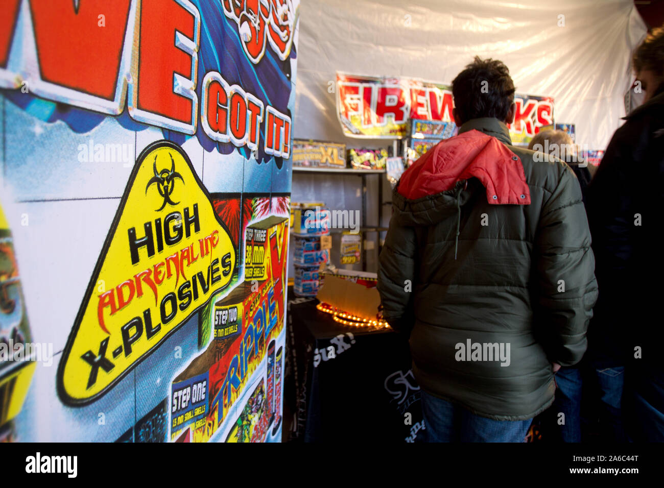 Fireworks sales hi-res stock photography and images - Alamy