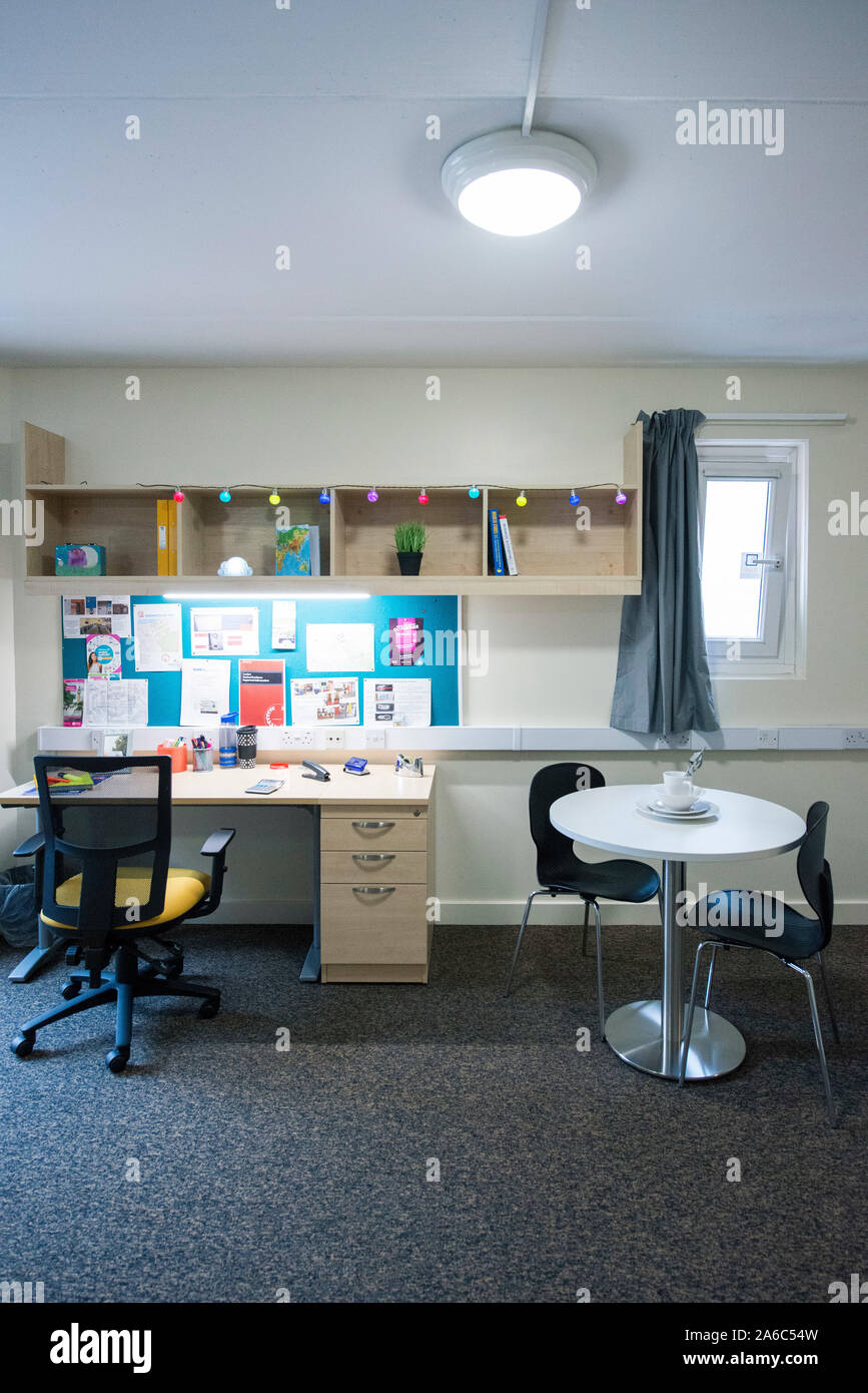 Modern student accommodation room hi-res stock photography and images ...