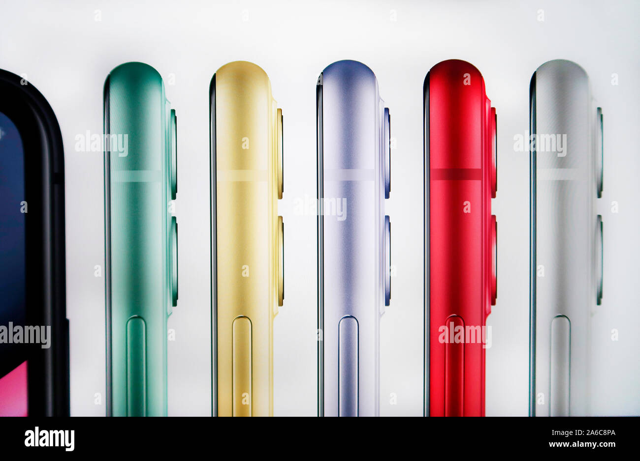 Apple iPhone 11 Stock Photo - Alamy