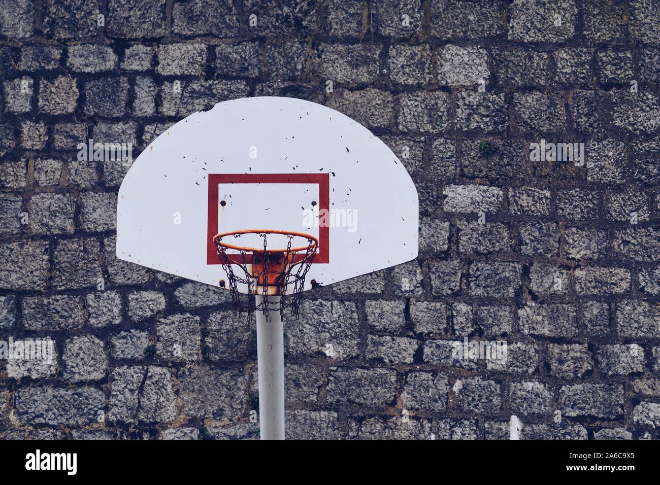 Old basketball field hi-res stock photography and images - Alamy