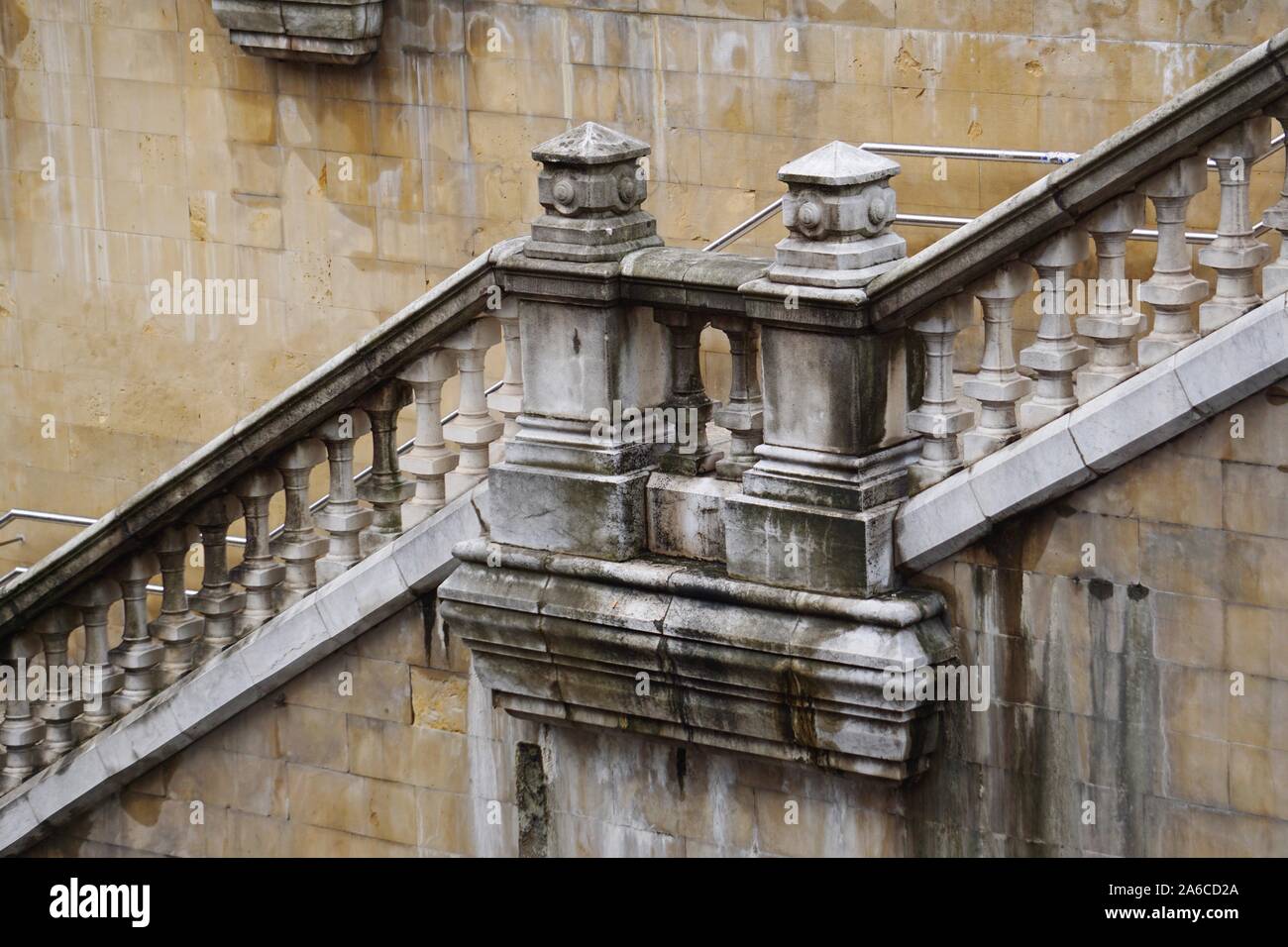 Architecture steps stairs staircase hi-res stock photography and images ...