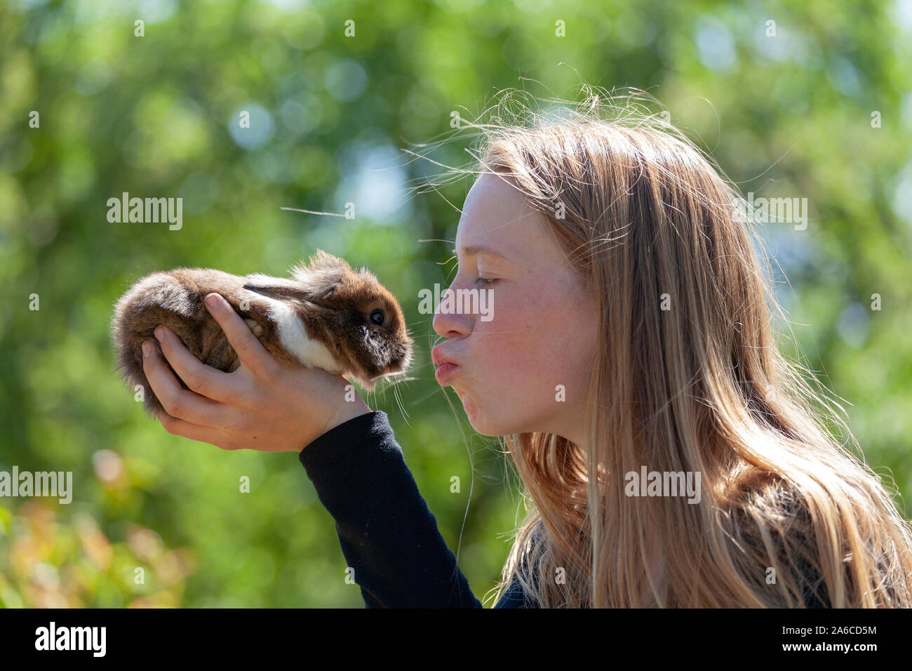 Teenager maedchen hi-res stock photography and images - Alamy