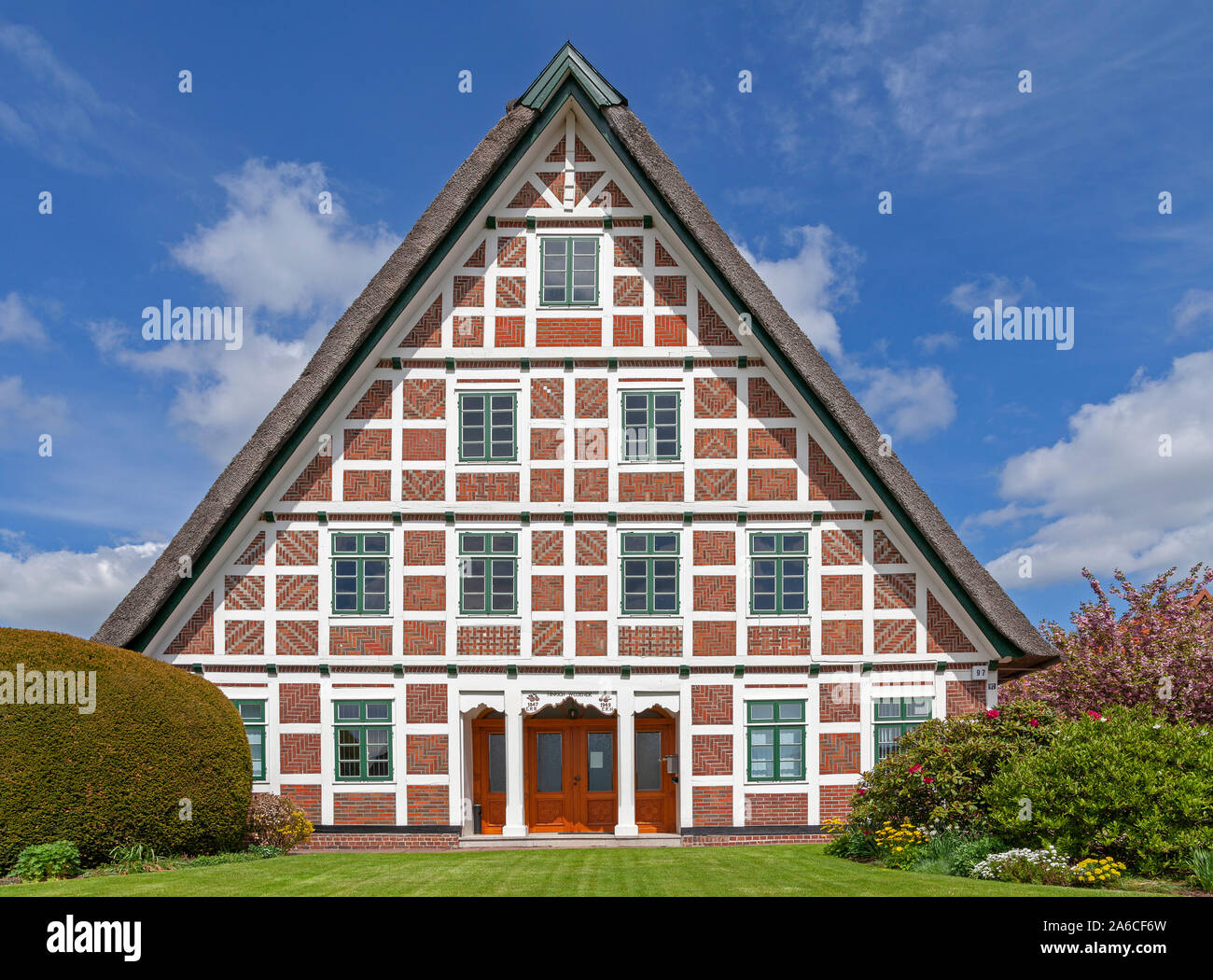 A traditional frame house in Jork in Lower Saxony, Germany Stock Photo ...