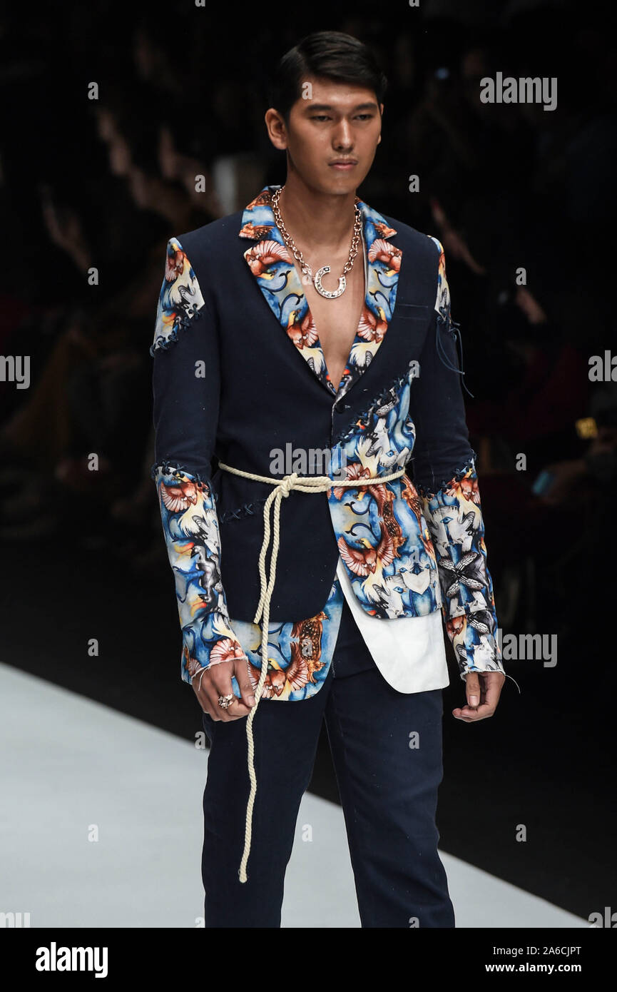 Jakarta, Indonesia. 25th Oct, 2019. A model presents a creation of ...