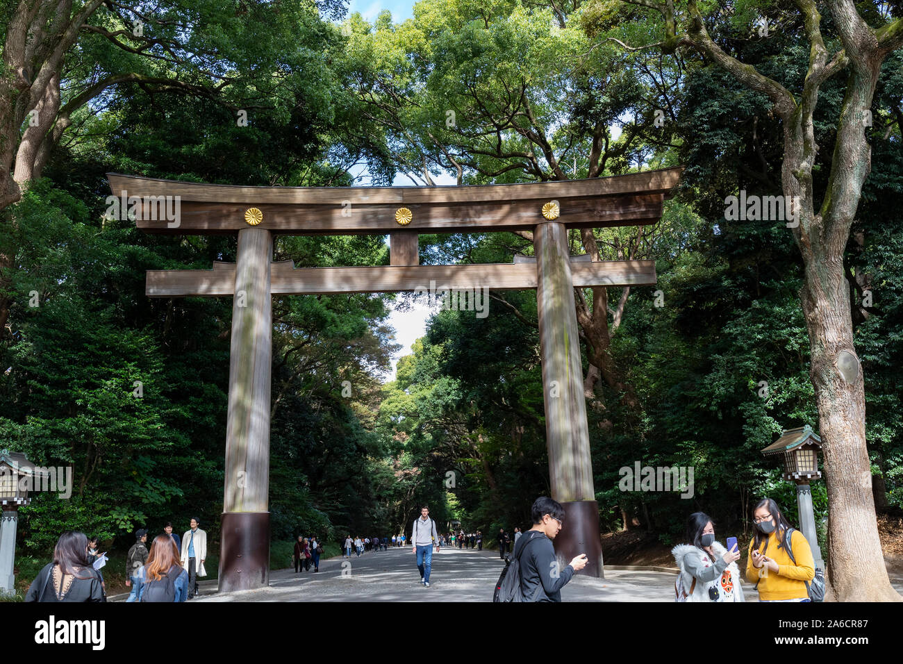 Tokyo, Japan - October 31st, 2018: Tourists on the entrace path to the ...
