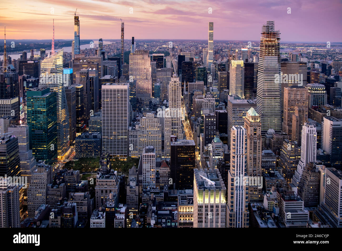 New York City skyline in Midtown Manhattan at dawn, USA Stock Photo - Alamy