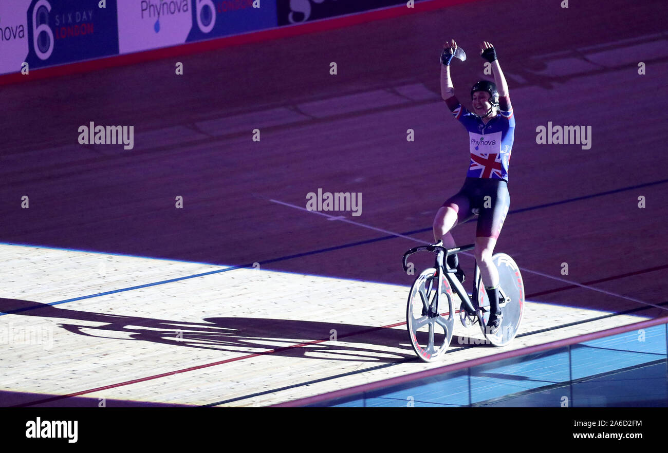 Great Britain’s Kate Archibald celebrates winning the Elimination Race ...