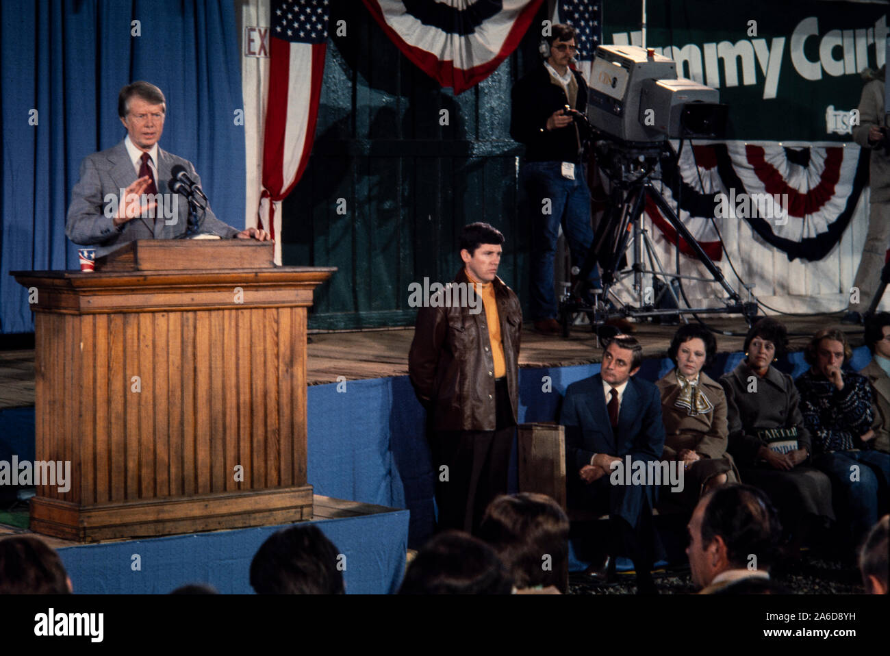 November 1976 photo hi-res stock photography and images - Alamy