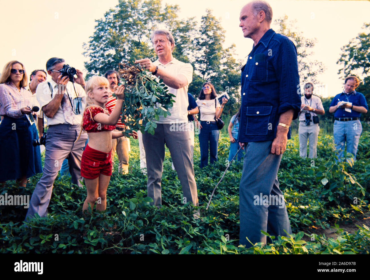 John young american astronaut hi-res stock photography and images - Alamy