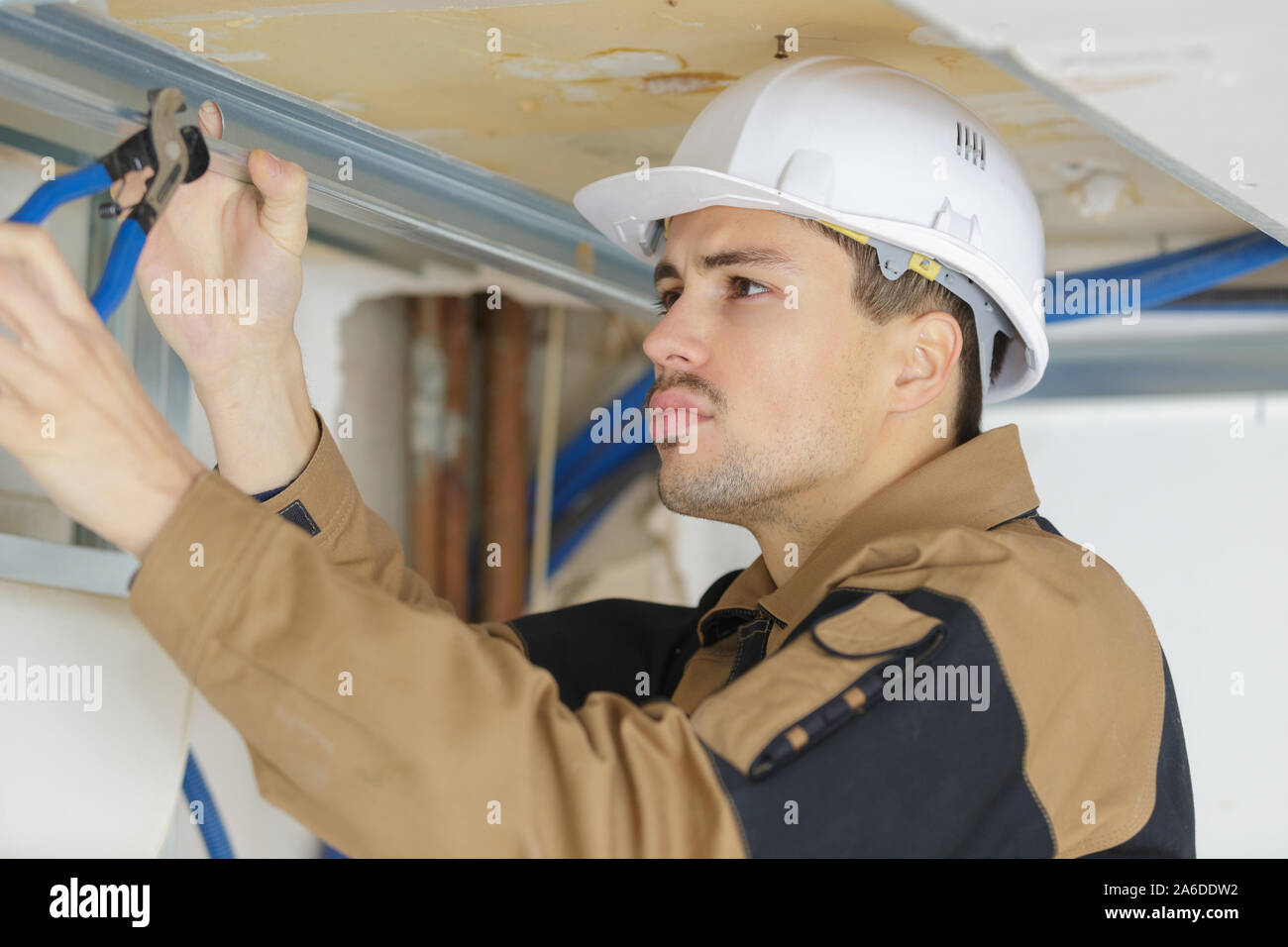 Fixing a problem hi-res stock photography and images - Alamy